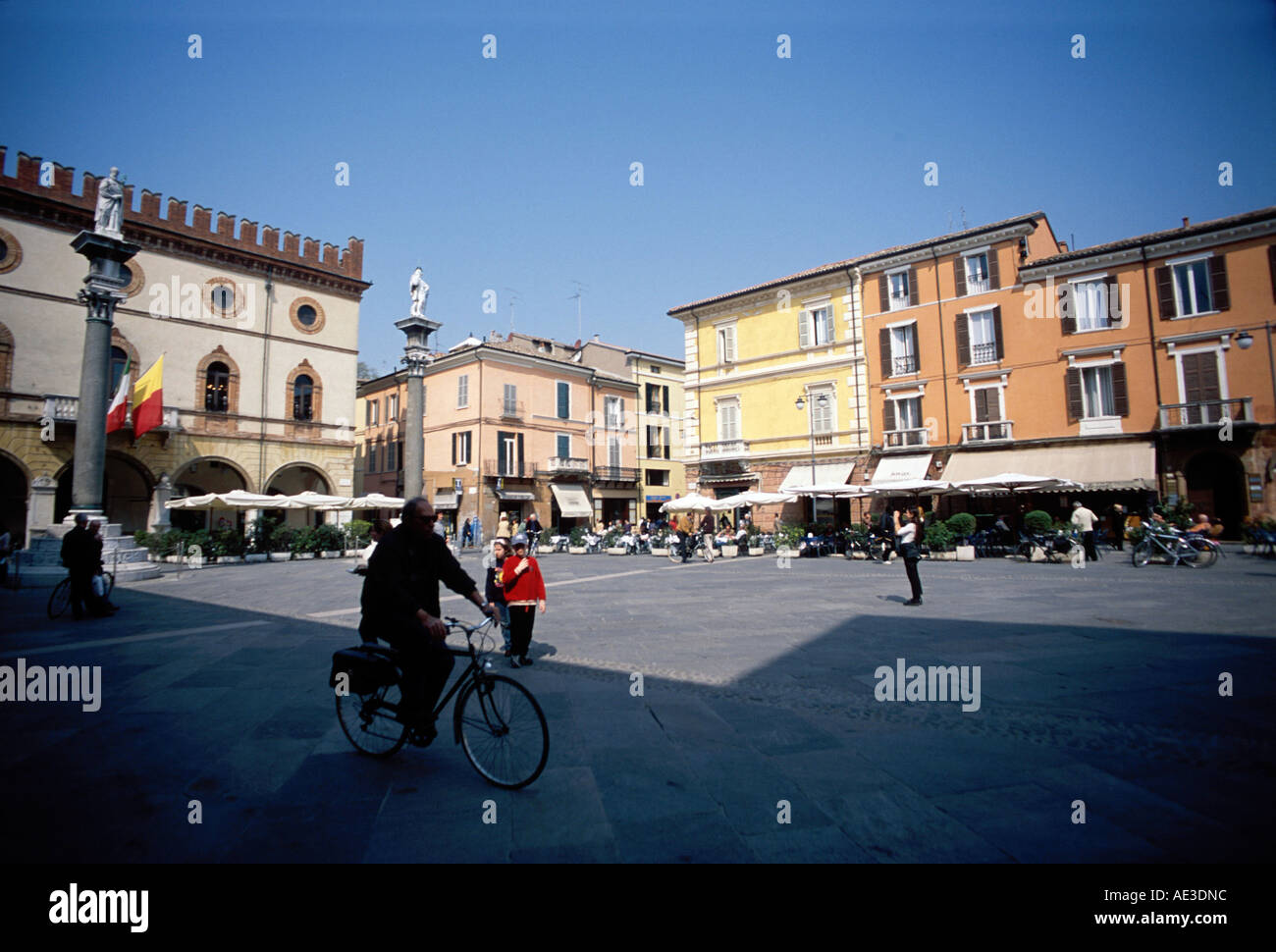 Popolo in ravenna hi-res stock photography and images - Alamy