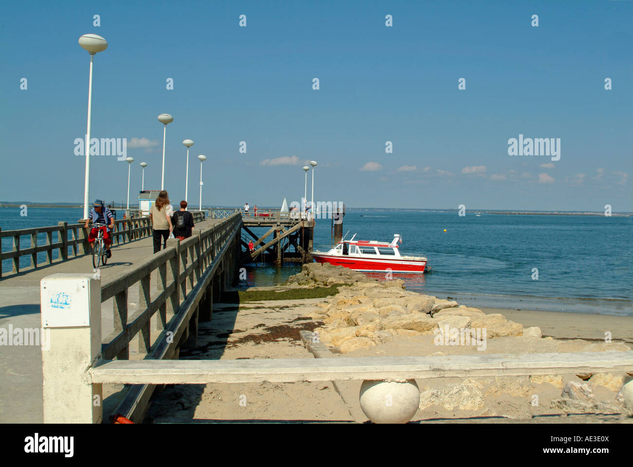 The Pier at Arcachon Stock Photo - Alamy