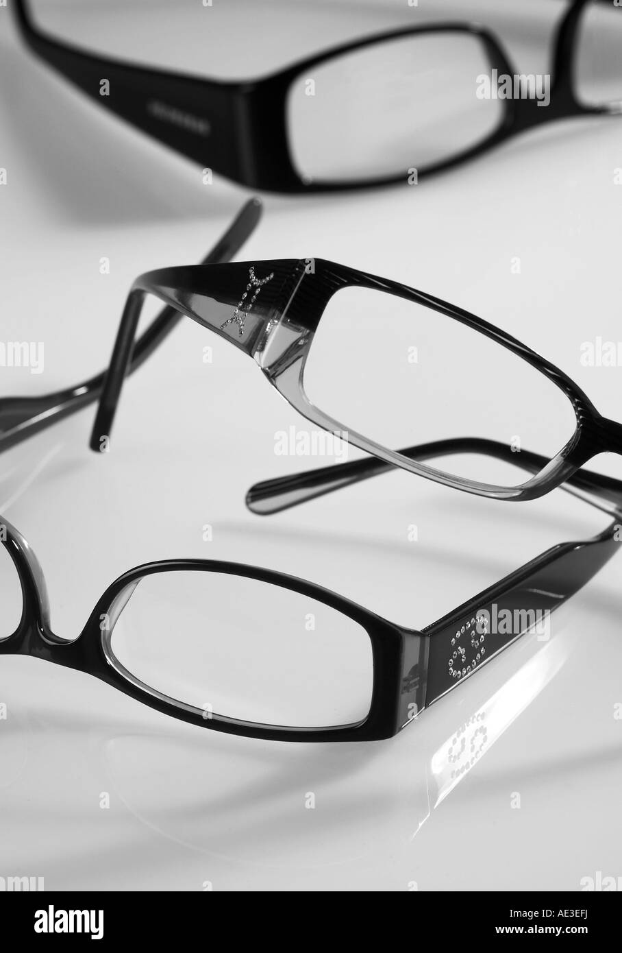 Pairs eyes Black and White Stock Photos & Images - Alamy