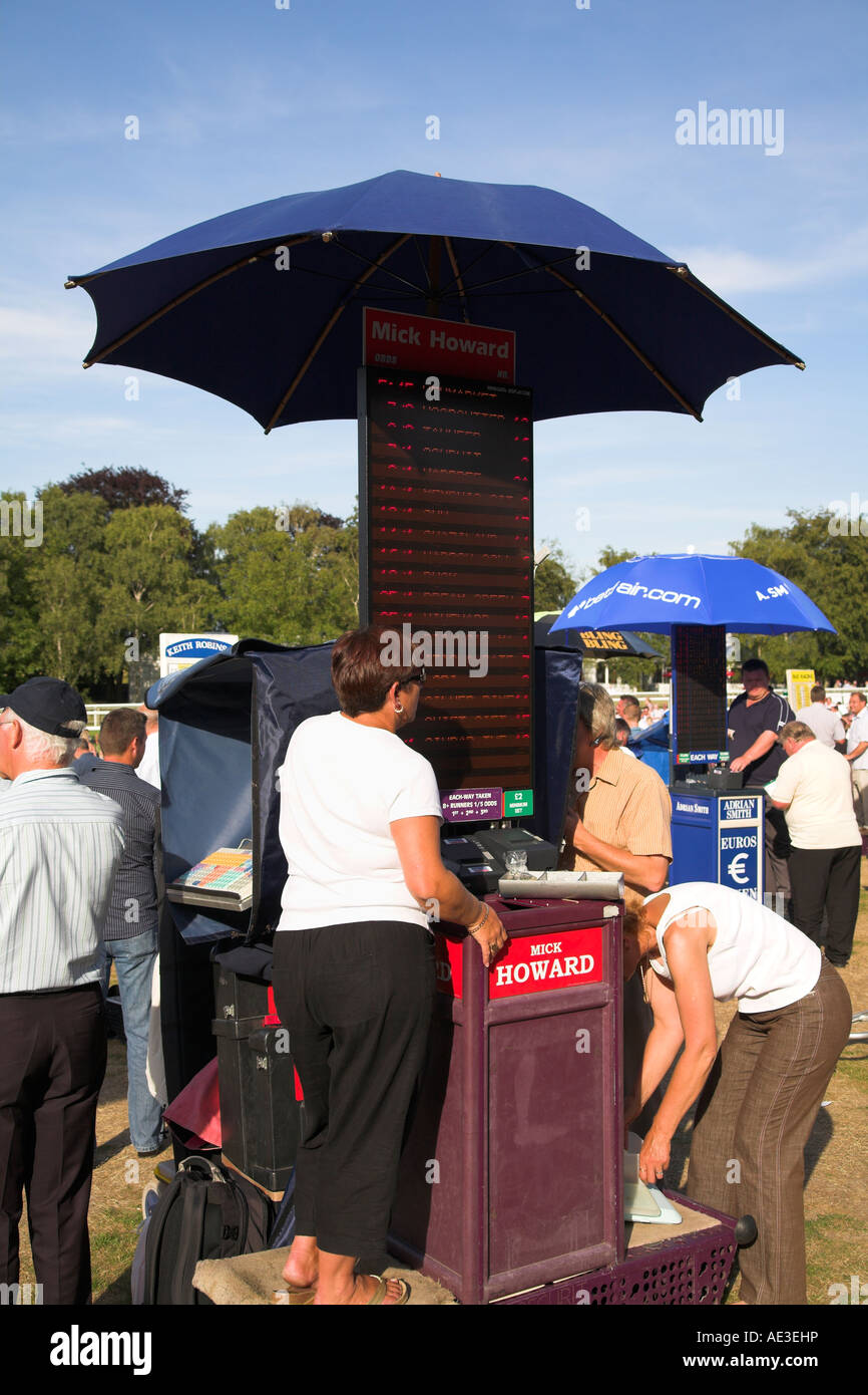 Flutter board hi-res stock photography and images - Alamy