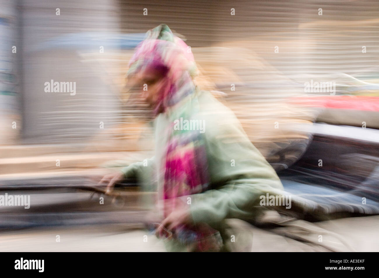 Rickshaw kolkata calcutta transport india Stock Photo - Alamy
