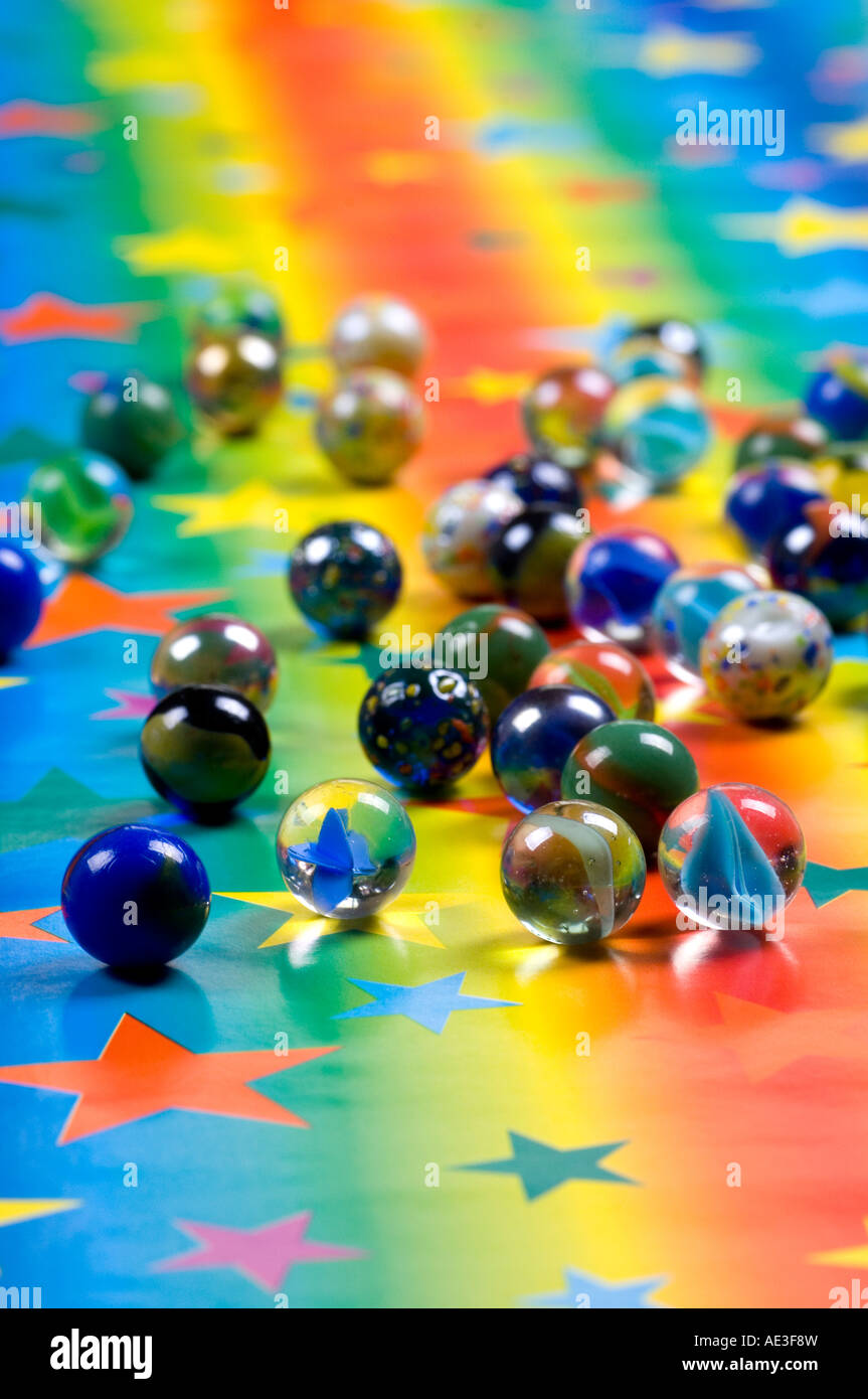 How many marbles hi-res stock photography and images - Alamy