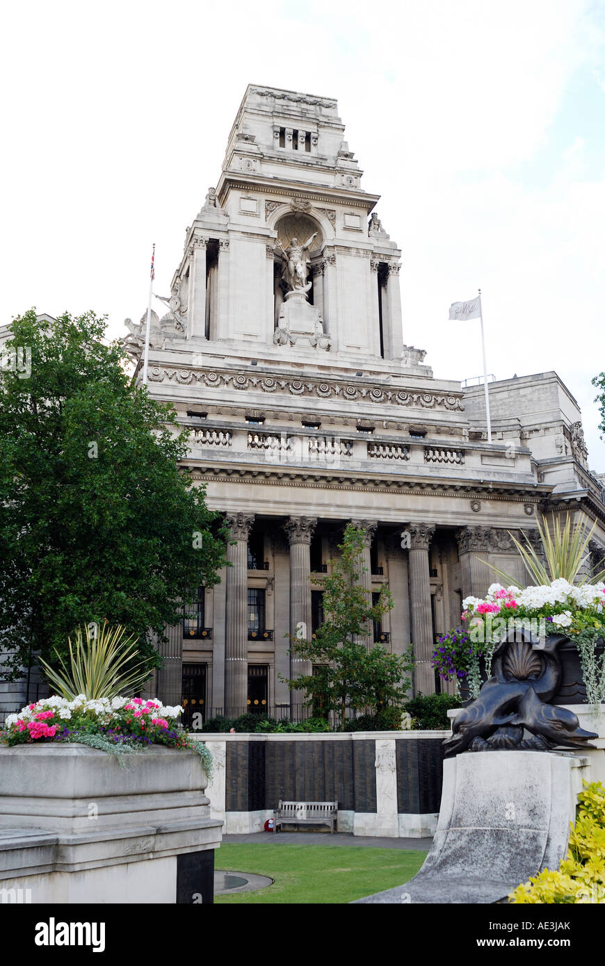 NO 10 TRINITY SQUARE Stock Photo - Alamy