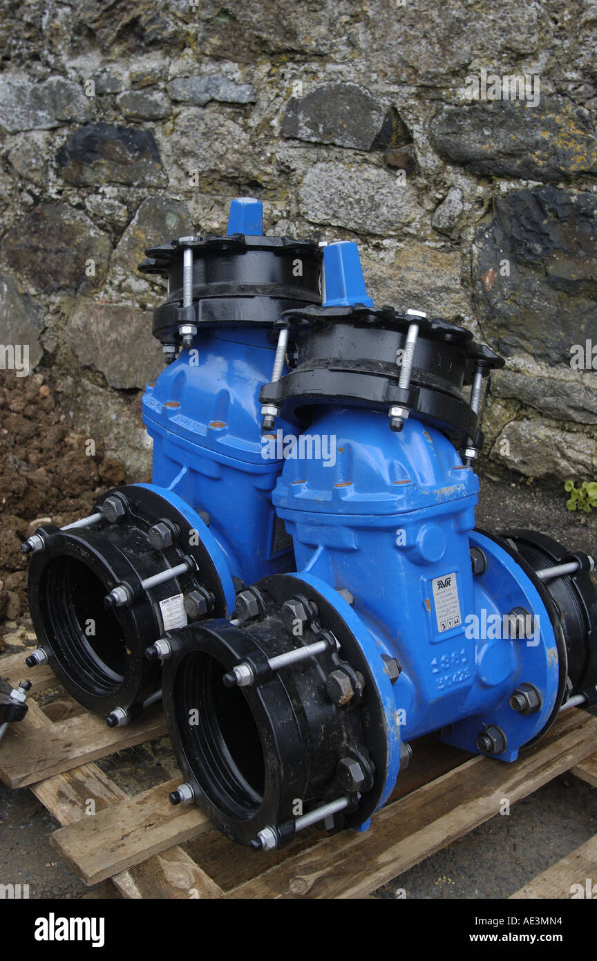 New water mains valves be installed by Balfour Beatty for South West ...