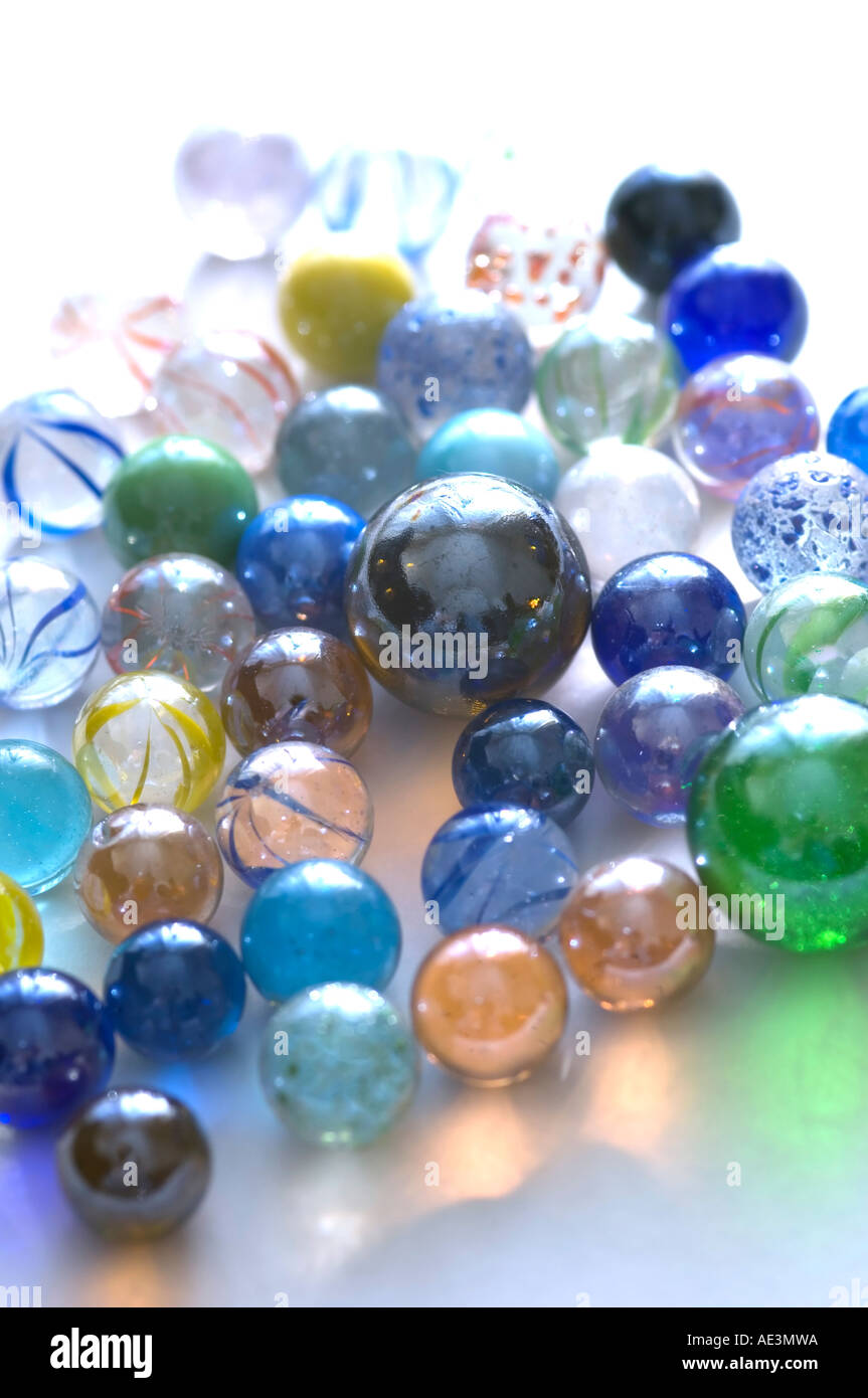 Glass marbles distortion hi-res stock photography and images - Alamy