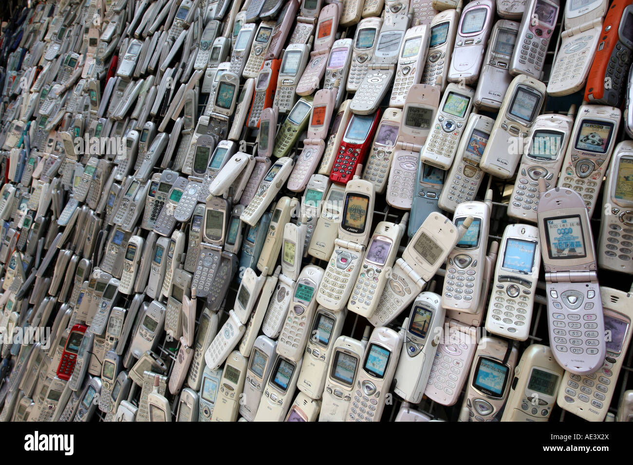 Mobile telephone shop in Edogawa Ku Tokyo Japan Stock Photo - Alamy