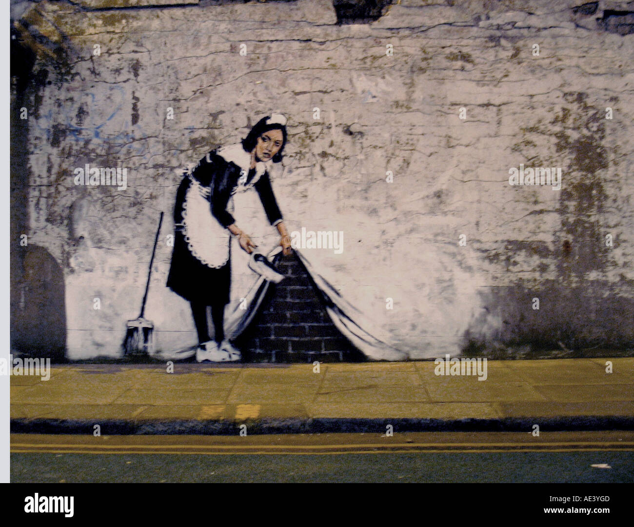 Graffiti cleaning service hi-res stock photography and images - Alamy