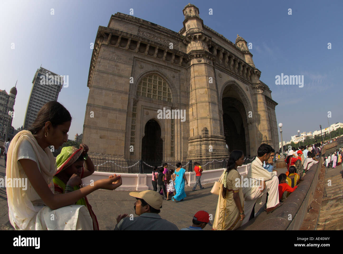Local tourists near the Gateway of India, Colaba, Mumbai (Bombay ...