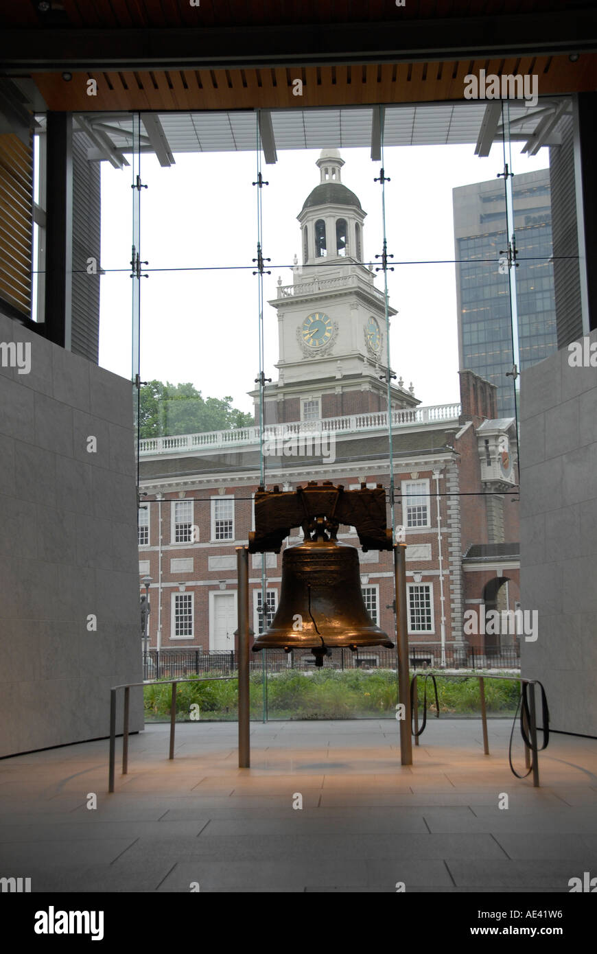 Declaration independence liberty bell hi-res stock photography and ...