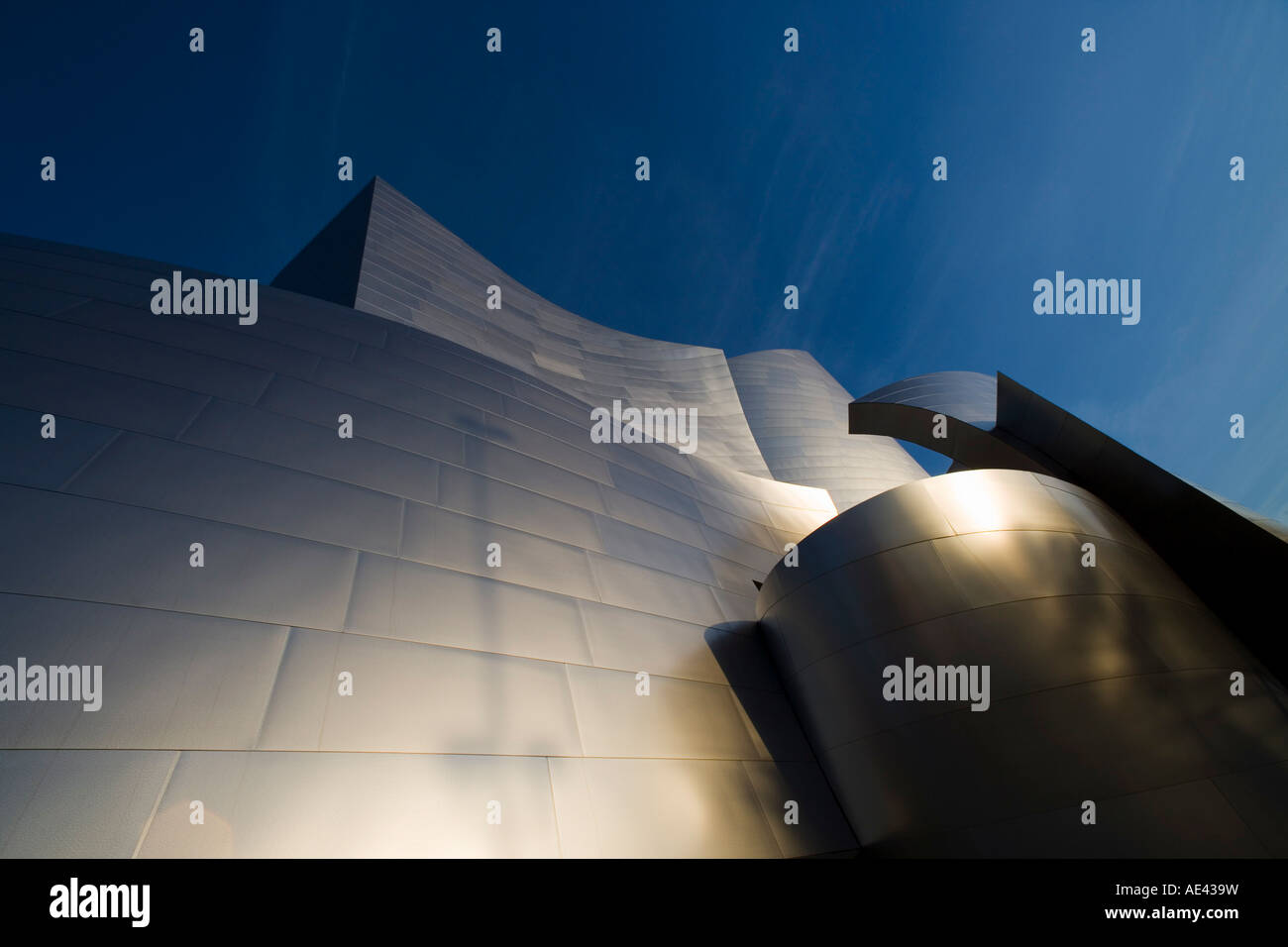Walt disney concert halls hi-res stock photography and images - Alamy