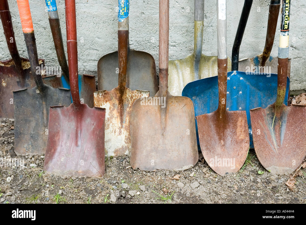 Steel spades hi-res stock photography and images - Alamy