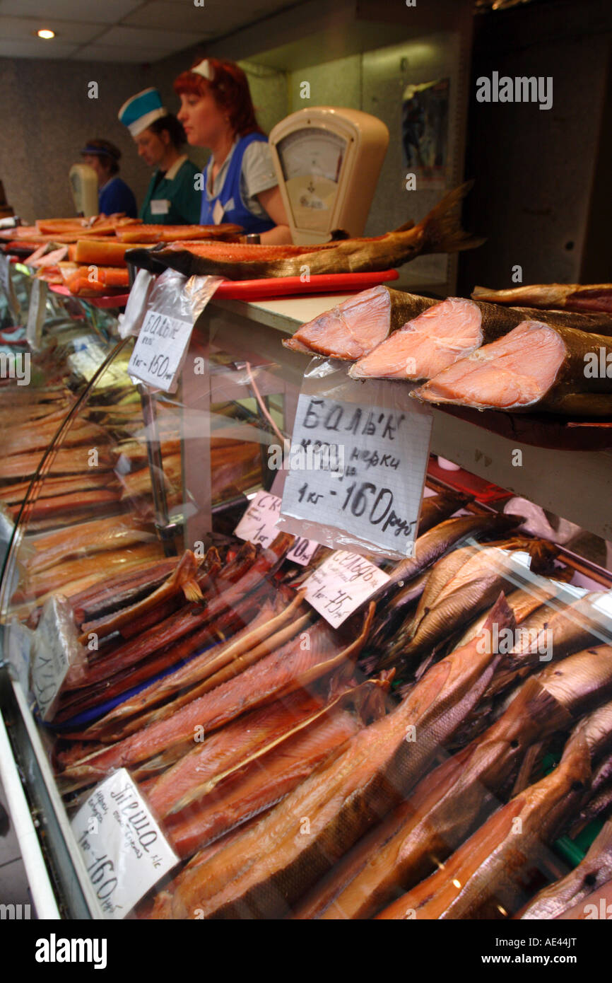 Smoked fish on sale in Irkutsk, Siberia, Russia, Europe Stock Photo - Alamy
