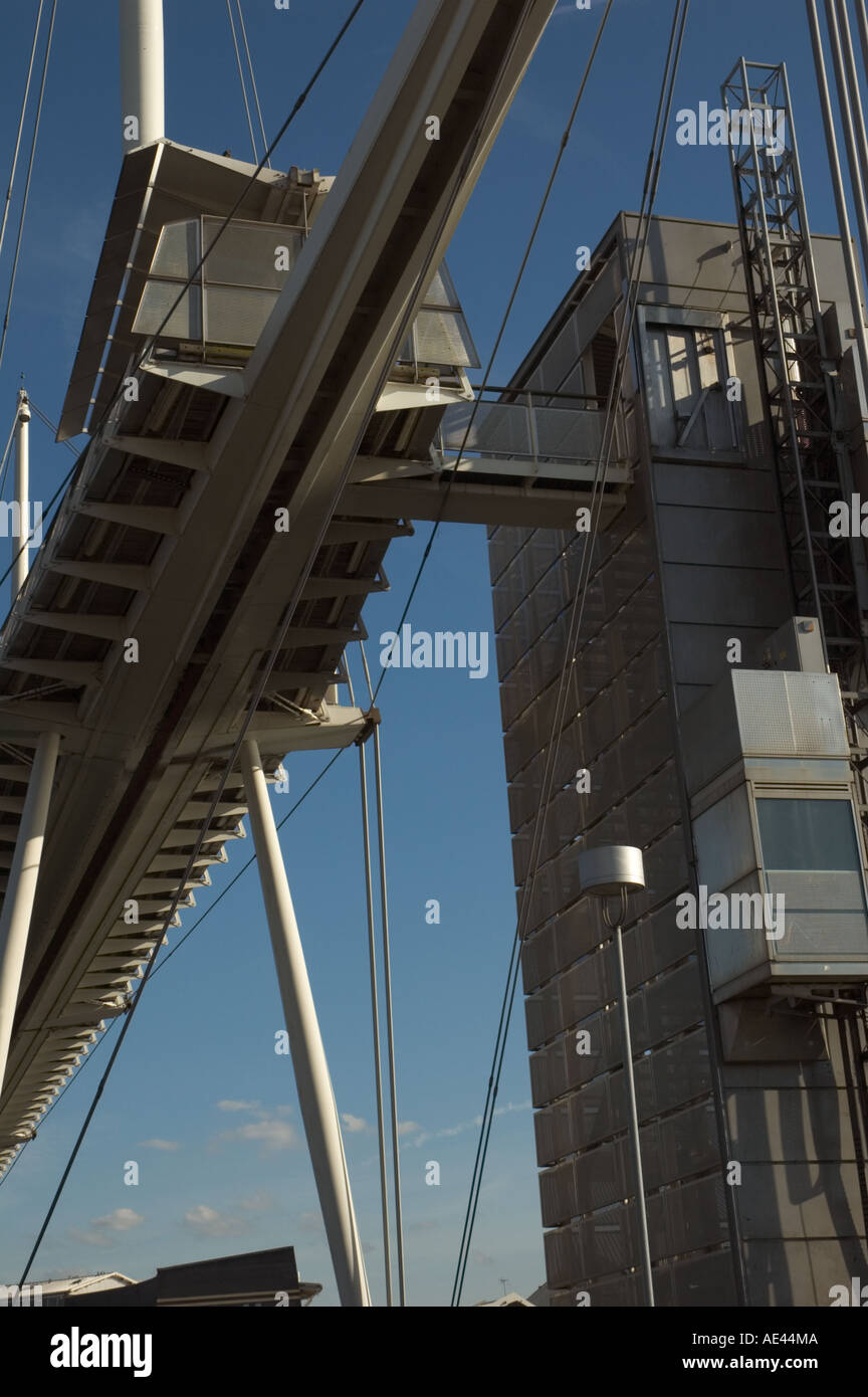 Royal Victoria Dock Footbridge High Resolution Stock Photography and ...
