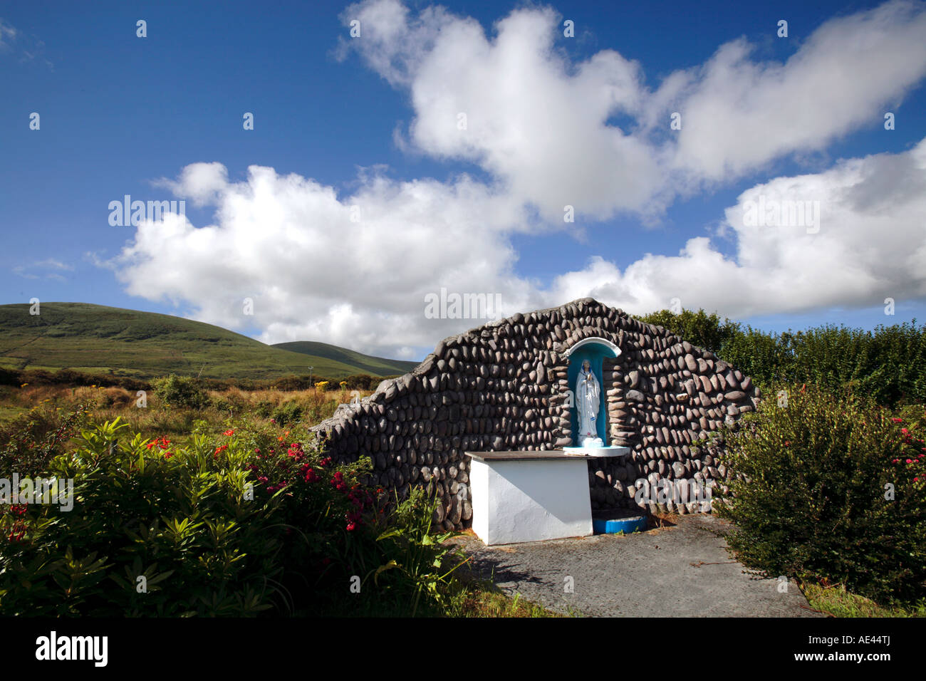 Shrine to the Virgin Mary, County Kerry, Munster, Republic of Ireland ...