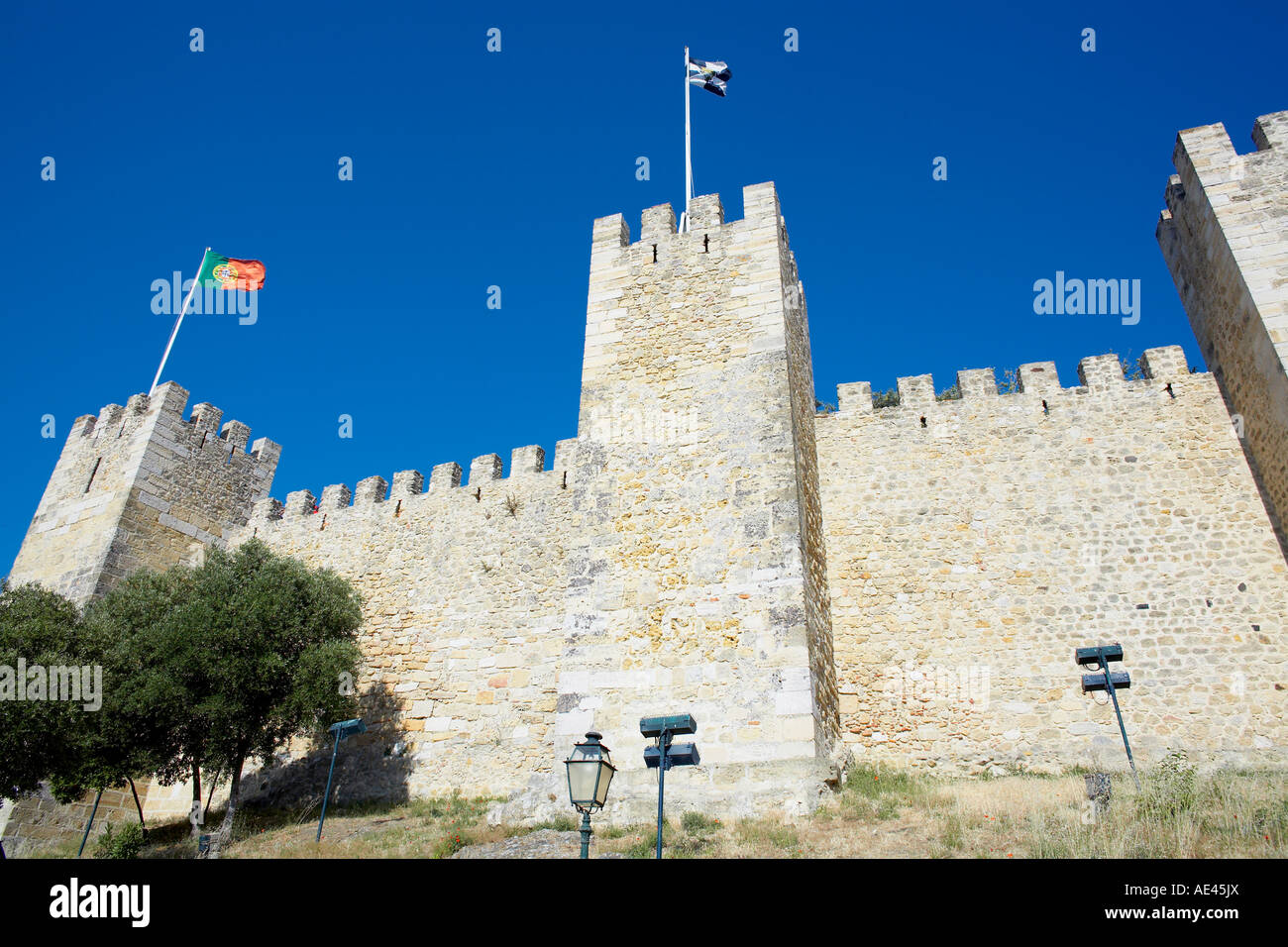 Castelo Sao George (St. George Castle), Lisbon, Portugal, Europe Stock ...