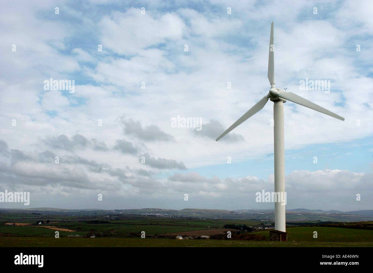 Carland cross windfarm hi-res stock photography and images - Alamy