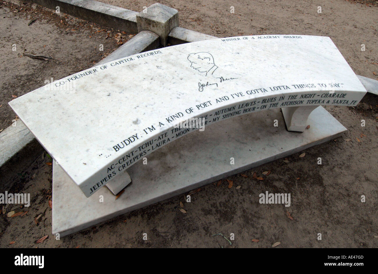 Bonaventure Cemetery Savannah Georgia grave of Johnny Mercer Stock ...