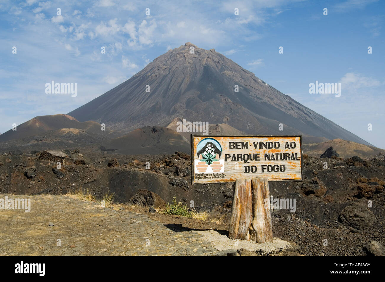 Volcanoes in cape verde hi-res stock photography and images - Alamy