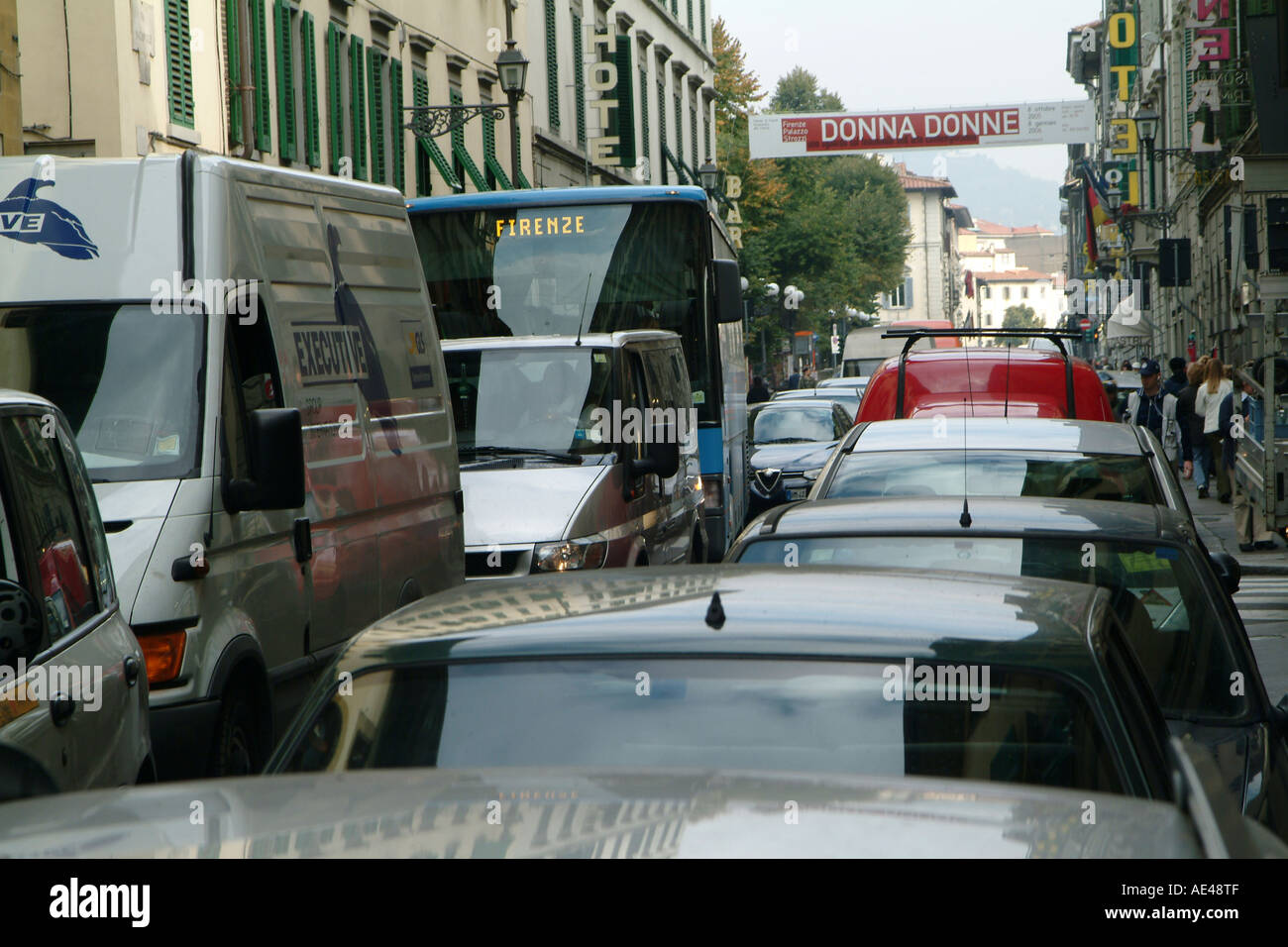 Traffic congestion on italian street hi-res stock photography and ...