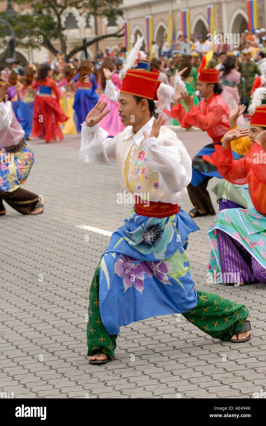 Malay dancers in traditional dress, Kuala Lumpur City Day Commemoration ...