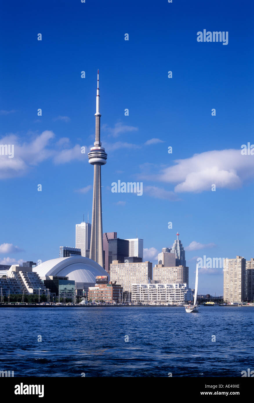 Cn tower skydome at night hi-res stock photography and images - Alamy