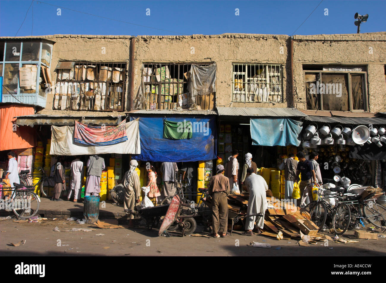 Street scene in Bazaar, Central area, Kabul, Afghanistan, Asia Stock ...