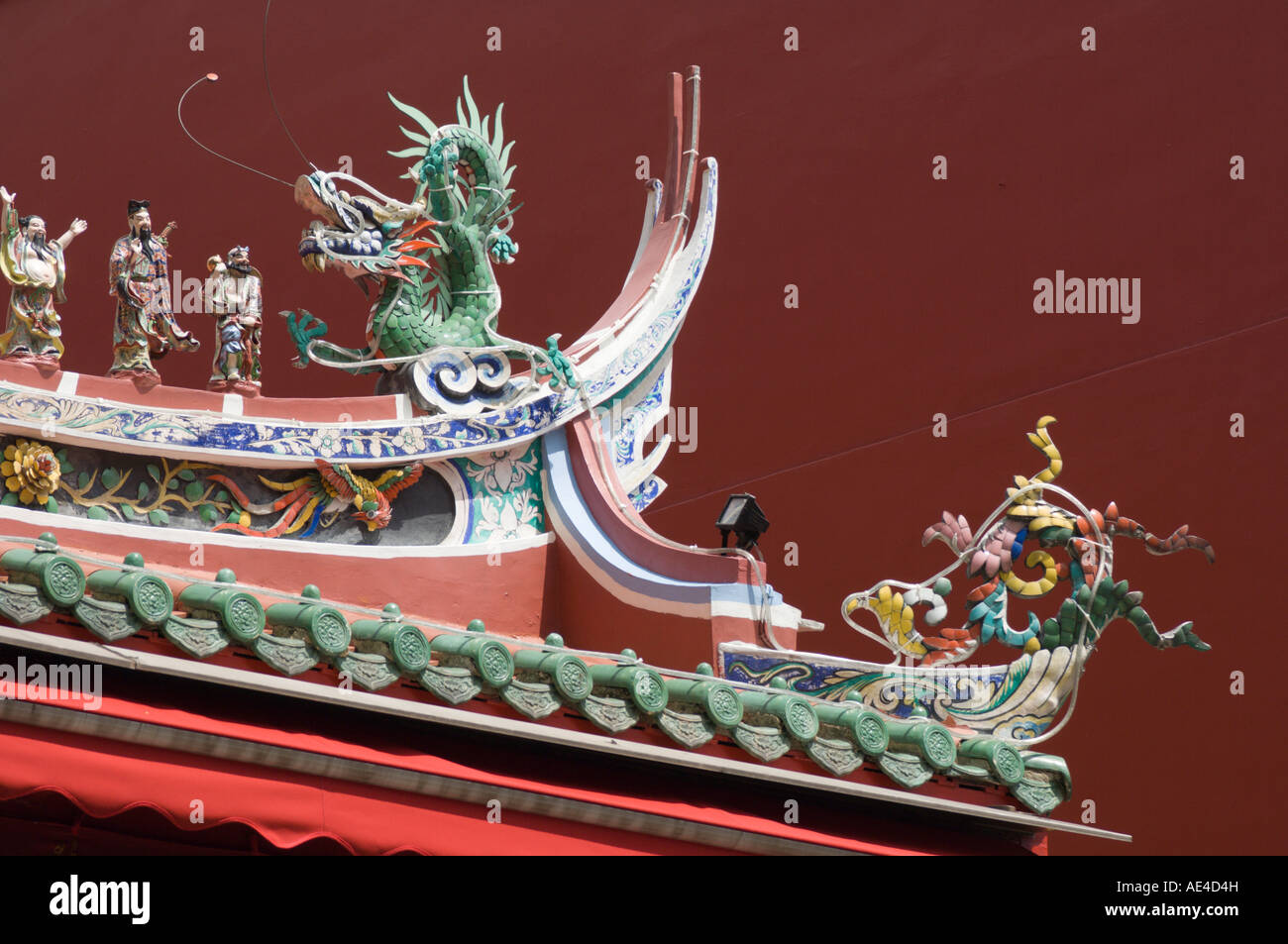 Detail of the Sian Chai Kang Temple in Chinatown, Singapore, Southeast ...