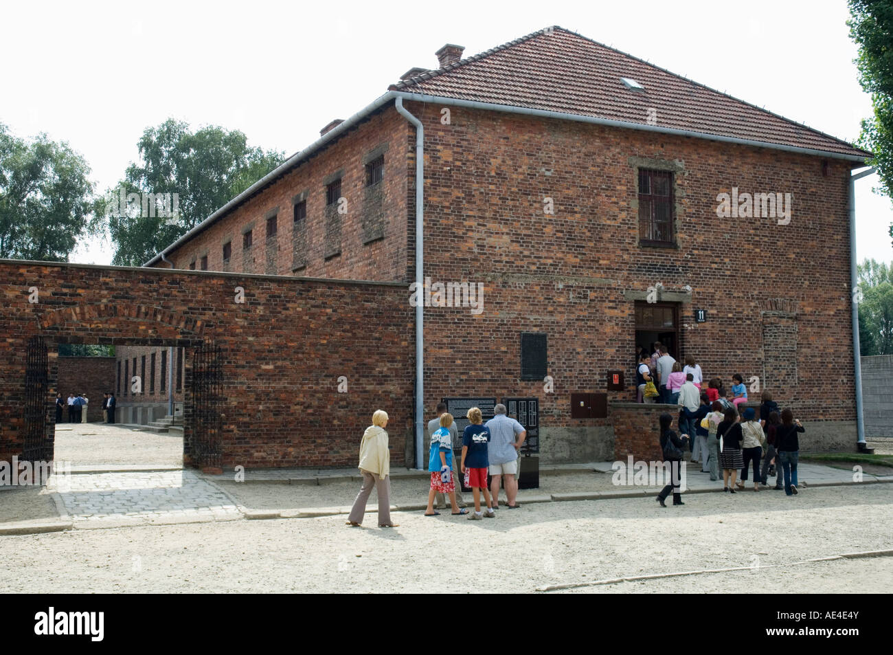 The notorious block 11 where prisoners were executed, Auschwitz ...