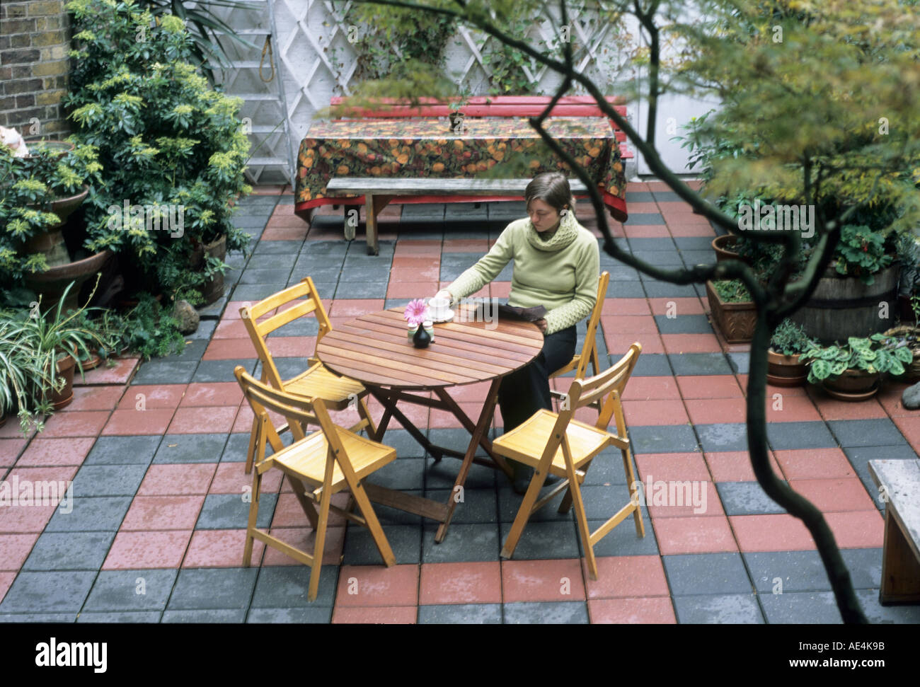 October gallery london hi-res stock photography and images - Alamy