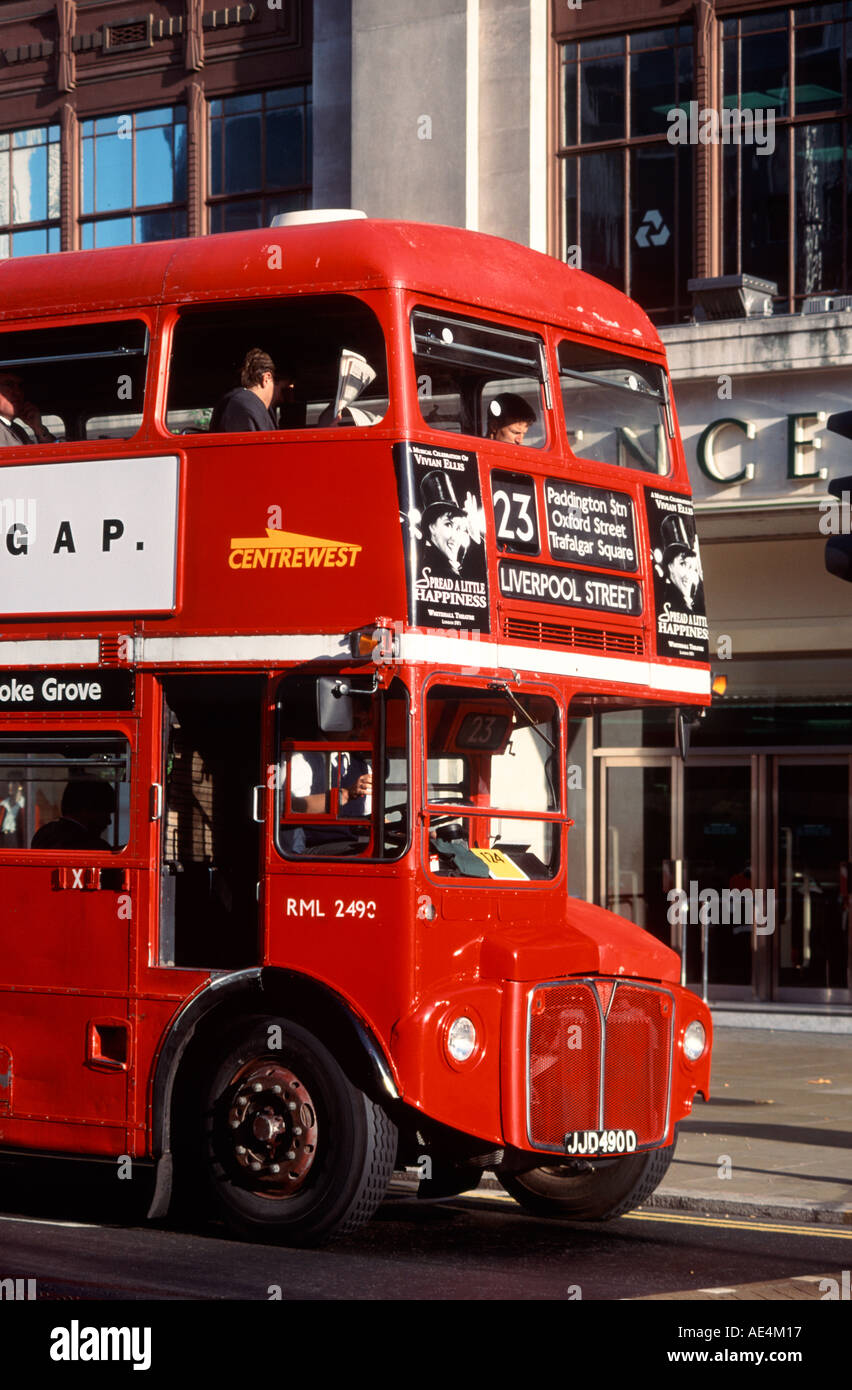 Double deck buses hi-res stock photography and images - Alamy
