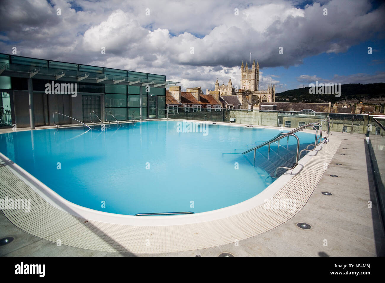 Roof Top Pool in New Royal Bath, Thermae Bath Spa, Bath, Avon, England ...