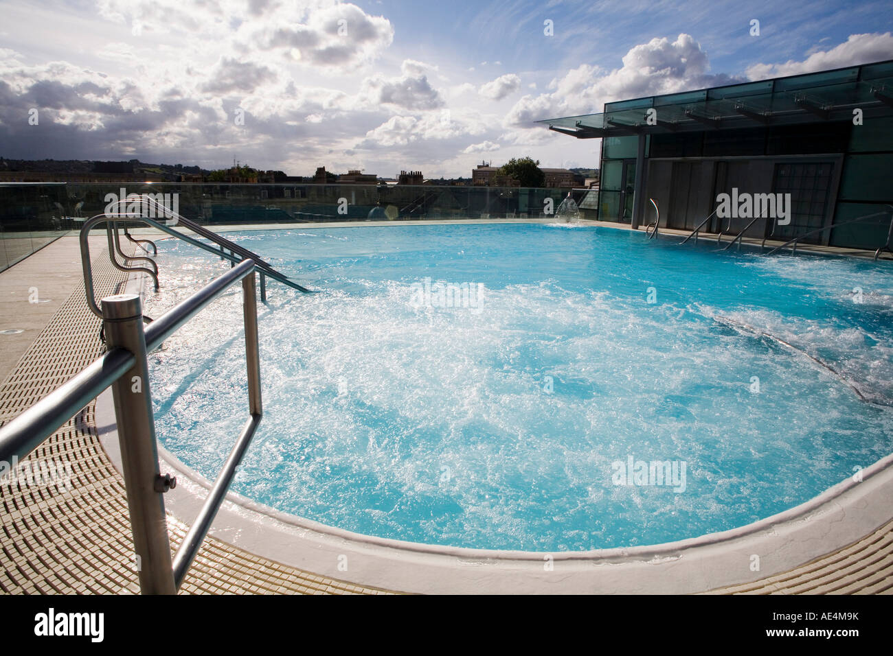 Roof Top Pool in New Royal Bath, Thermae Bath Spa, Bath, Avon, England ...
