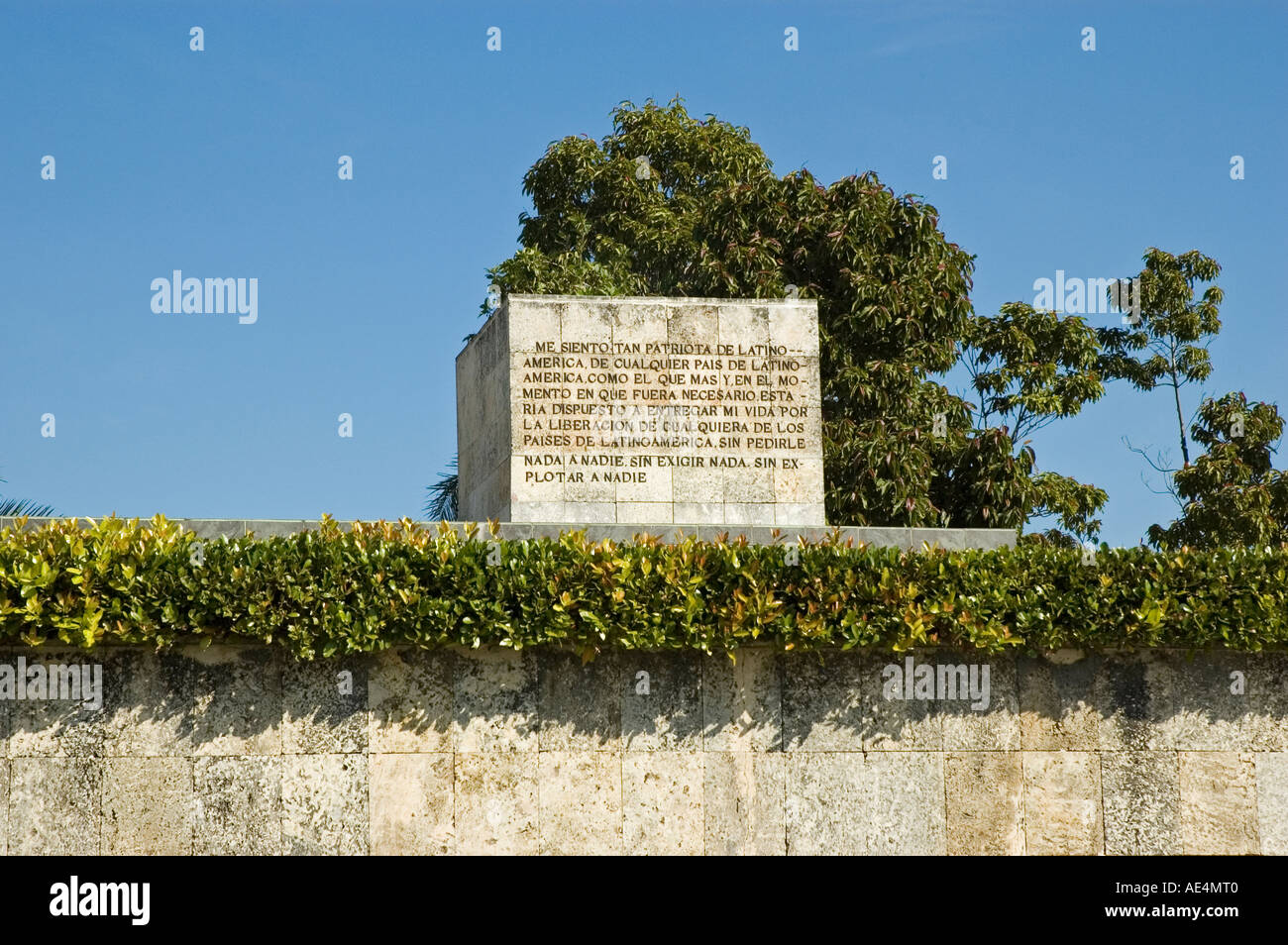 Mausoleo fidel castro hi-res stock photography and images - Alamy