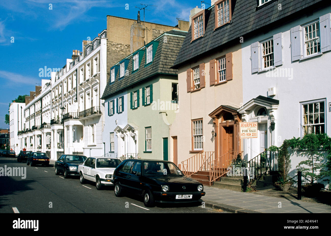 Pretty terraced houses on Lots Road London SW10 England Stock Photo - Alamy