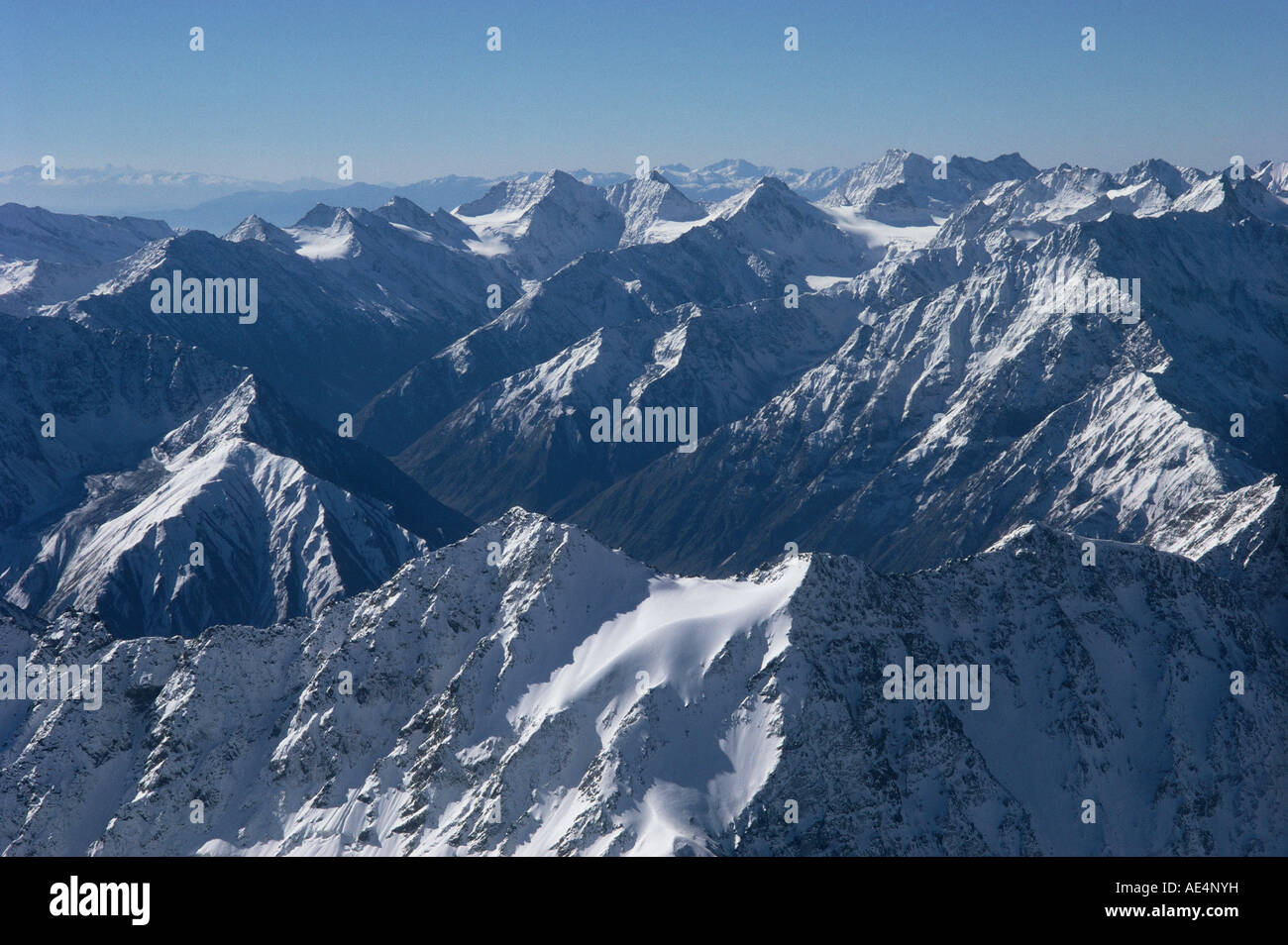 Hindu kush mountain hi-res stock photography and images - Alamy