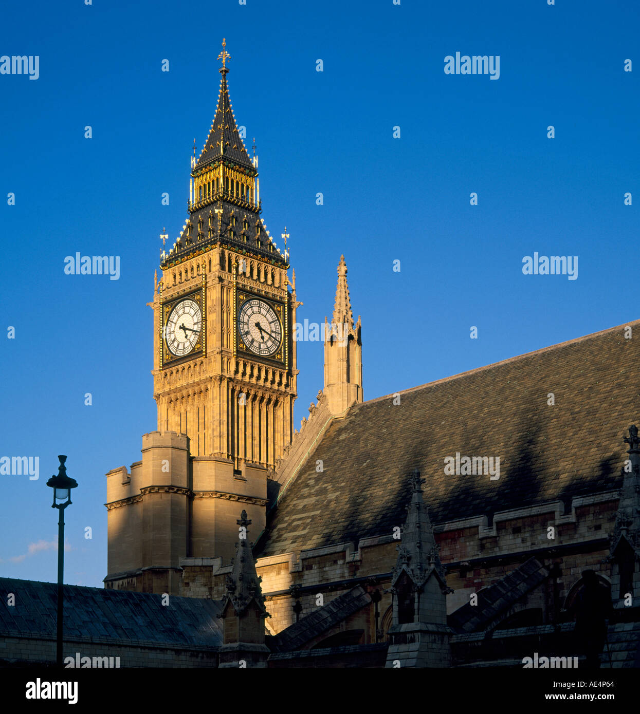 Westminster hall roof hi-res stock photography and images - Alamy