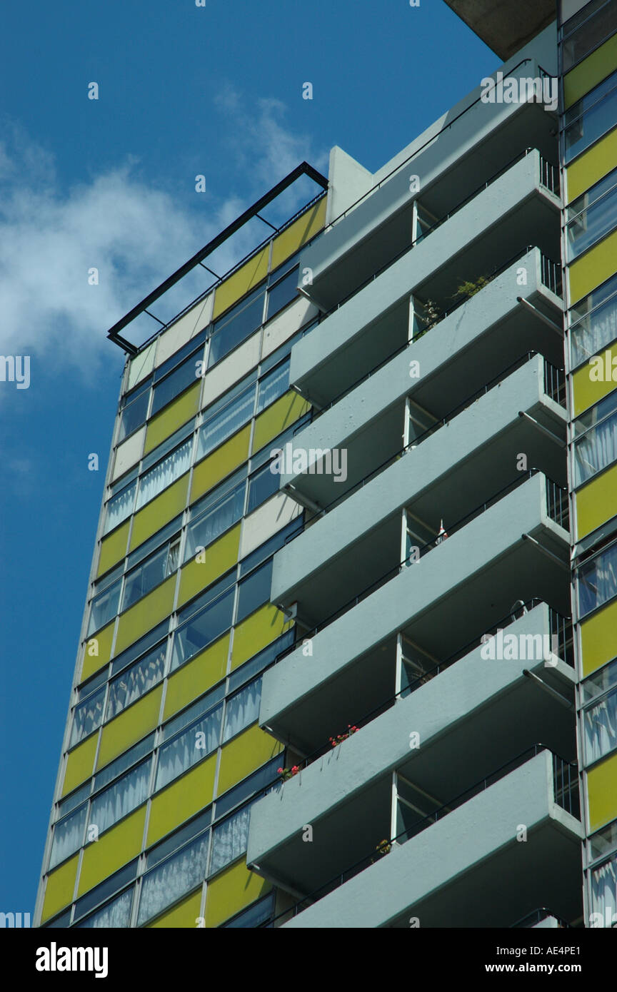 High rise estate housing London Barbican Stock Photo - Alamy