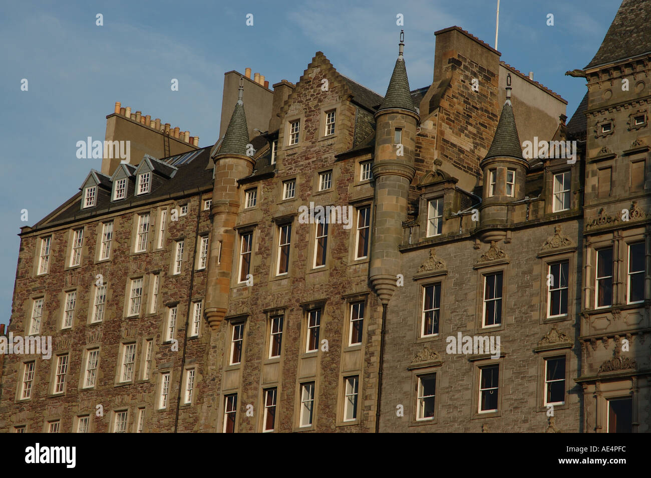 Edinburgh City Centre buildings on Royal Mile Stock Photo - Alamy