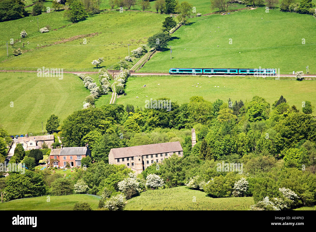 Train peak district scenic hi-res stock photography and images - Alamy