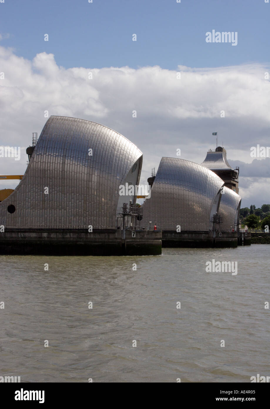 Tidal thames water safety hi-res stock photography and images - Alamy