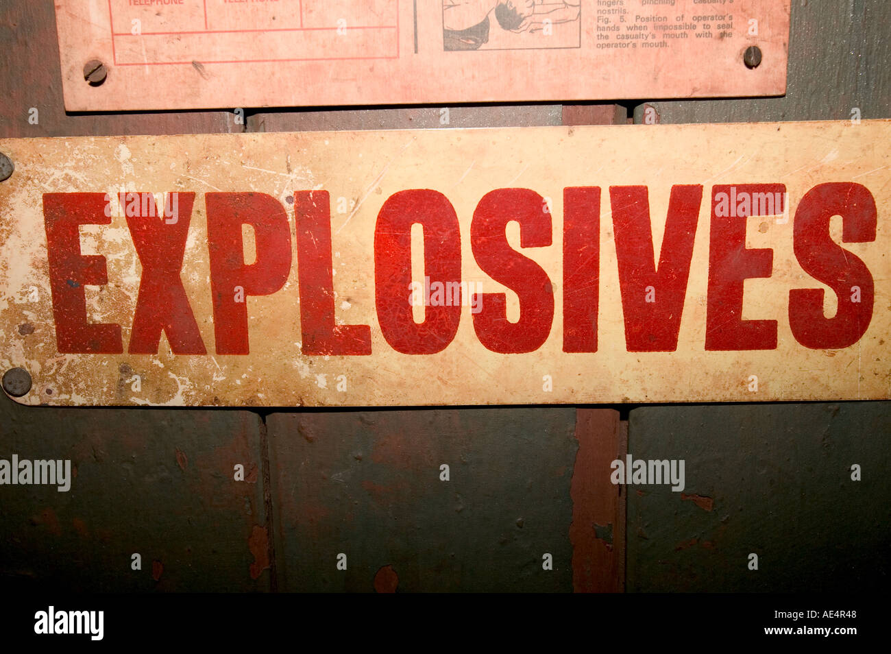 Explosives sign hi-res stock photography and images - Alamy