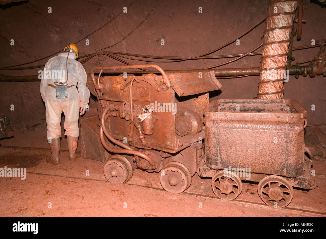 Machine for scooping up haematite iron ore in Florence mine Egremont ...