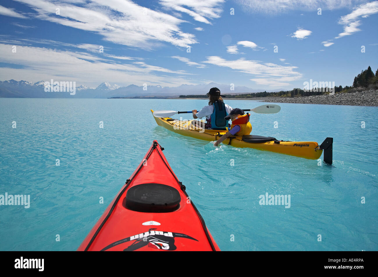 Cook island children canoe hi-res stock photography and images - Alamy