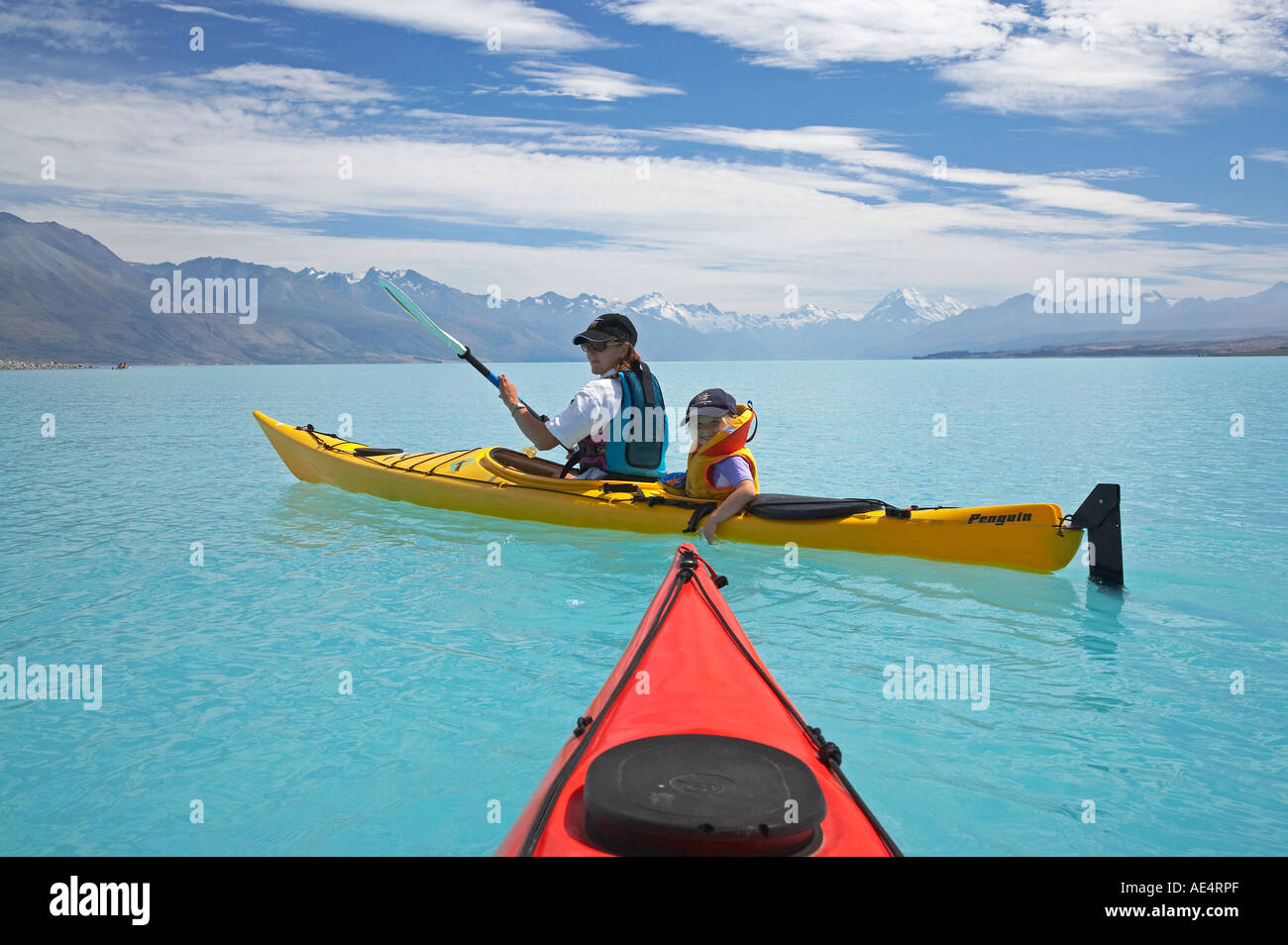 Cook island children canoe hi-res stock photography and images - Alamy