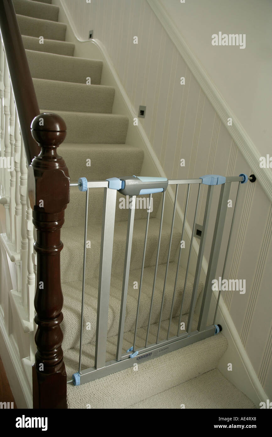 Childproof stair gate hi-res stock photography and images - Alamy