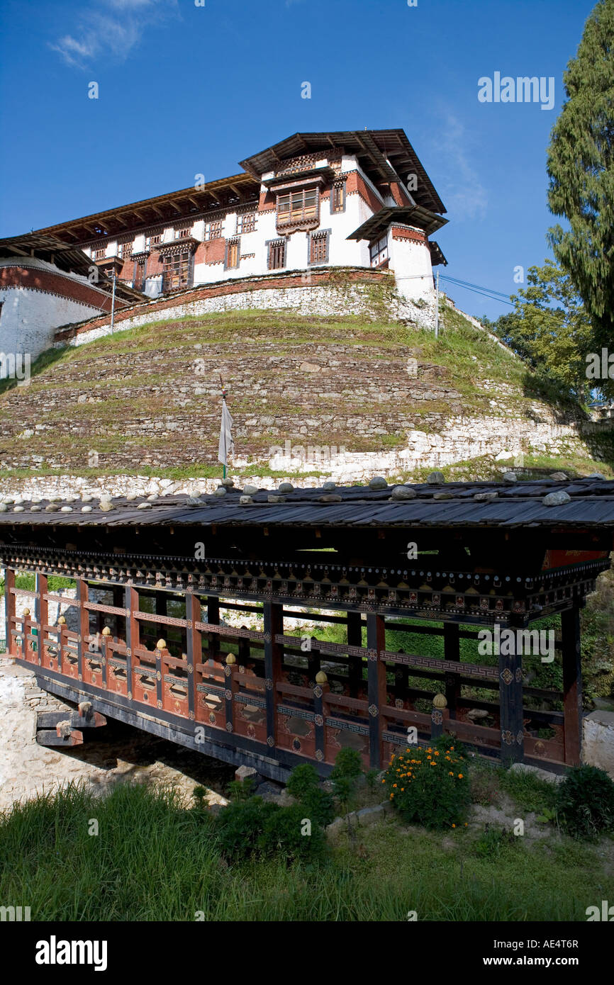 Bhutan religious landmarks hi-res stock photography and images - Alamy
