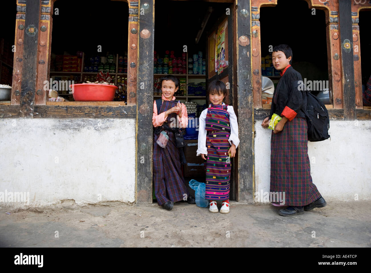 Paro girls hi-res stock photography and images - Alamy
