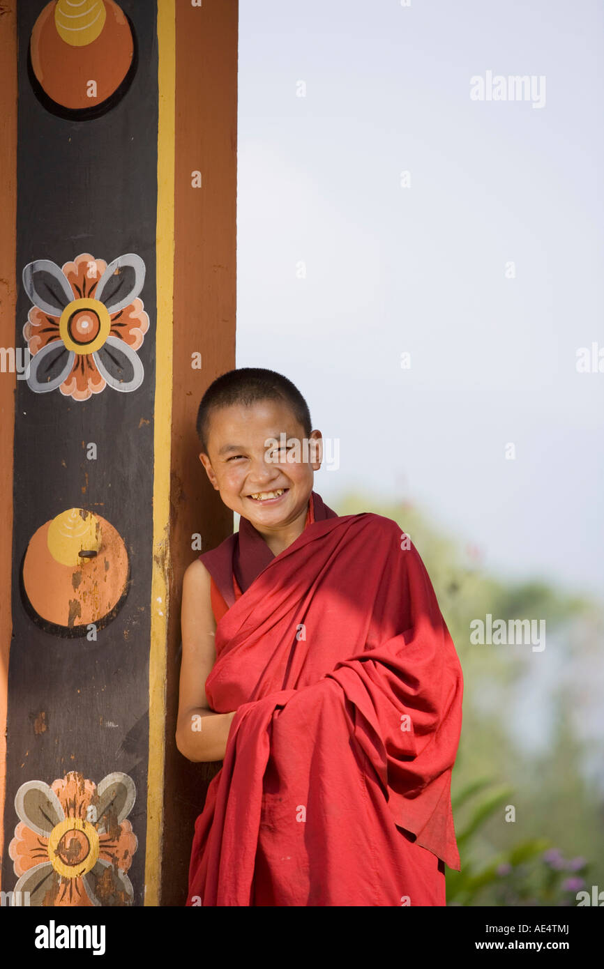 Buddhist monk, Punakha Dzong, Punakha, Bhutan, Asia Stock Photo - Alamy