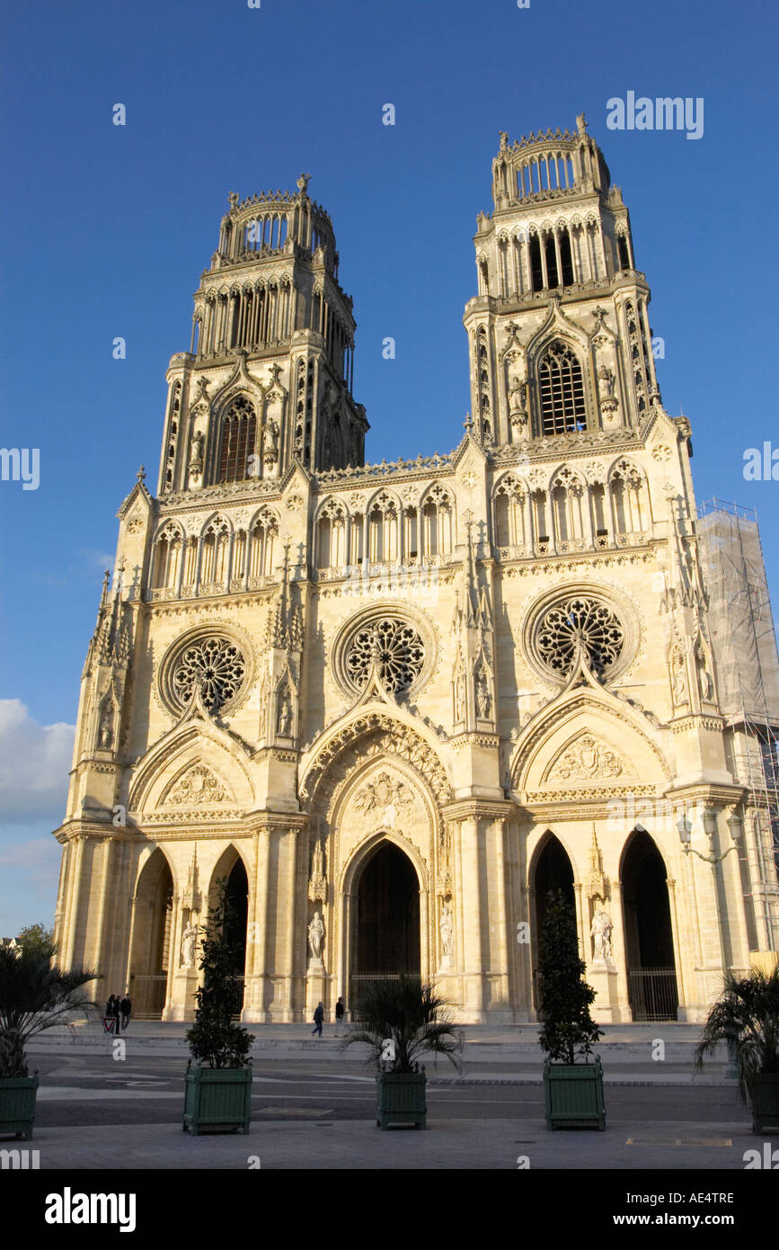 Cathedrale ste croix hi-res stock photography and images - Alamy