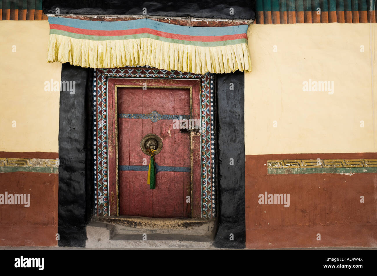 Door, Hemis gompa (monastery), Hemis, Ladakh, Indian Himalaya, India ...